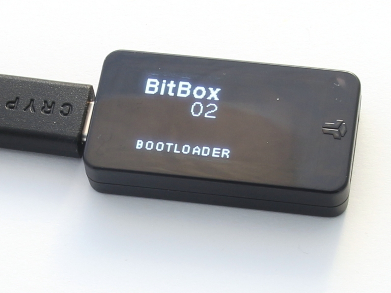BitBox02 Hardware wallet test: security, price & more (2025)
